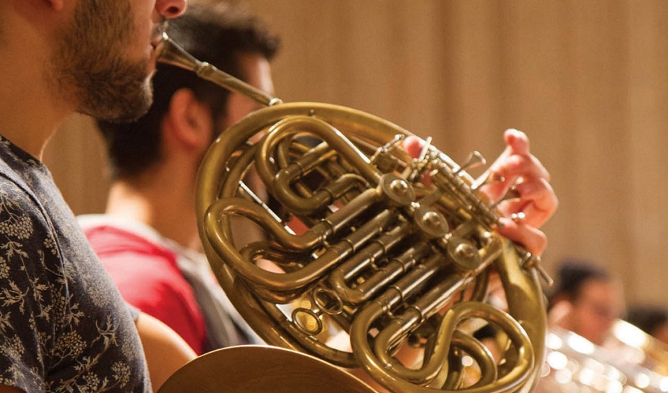 ESML. A tua voz não me é estranha